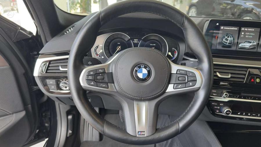 Melns BMW 520 2017 Marijampole, ar dzinēja tilpumu 2.00 L un nobraukumu 219 tūkst. km par 20999 €, foto 14 vietnē AUTOMOTO.COM.LV