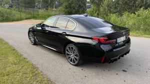 Black BMW 520 2017 in Vilnius, with an engine capacity of 2.00 L and mileage of 210 thousand km for 21999 €, photo 13 on AUTOMOTO.COM.LV