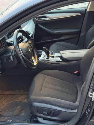Black BMW 520 2017 in Panevezys, with an engine capacity of 2.00 L and mileage of 203 thousand km for 17350 €, photo 10 on AUTOMOTO.COM.LV