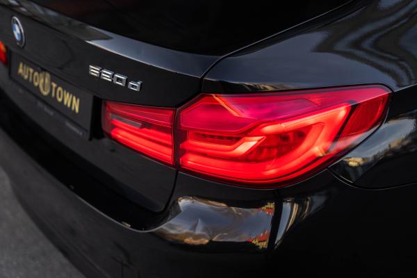 Melns BMW 520 2017 Rīga, ar dzinēja tilpumu 2.00 L un nobraukumu 284 tūkst. km par 18990 €, foto 4 vietnē AUTOMOTO.COM.LV