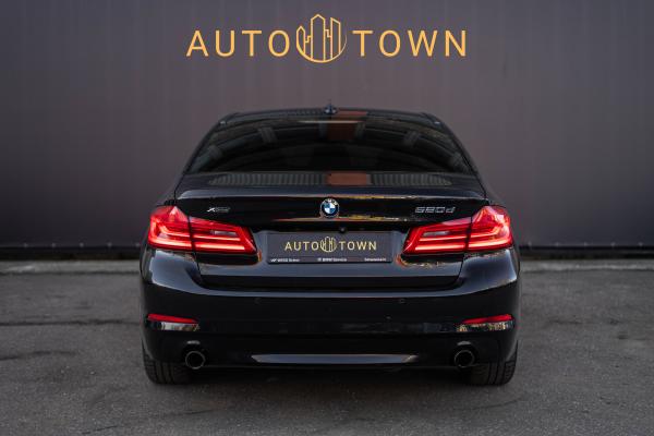 Melns BMW 520 2017 Rīga, ar dzinēja tilpumu 2.00 L un nobraukumu 284 tūkst. km par 18990 €, foto 7 vietnē AUTOMOTO.COM.LV