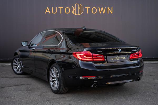 Melns BMW 520 2017 Rīga, ar dzinēja tilpumu 2.00 L un nobraukumu 284 tūkst. km par 18990 €, foto 8 vietnē AUTOMOTO.COM.LV