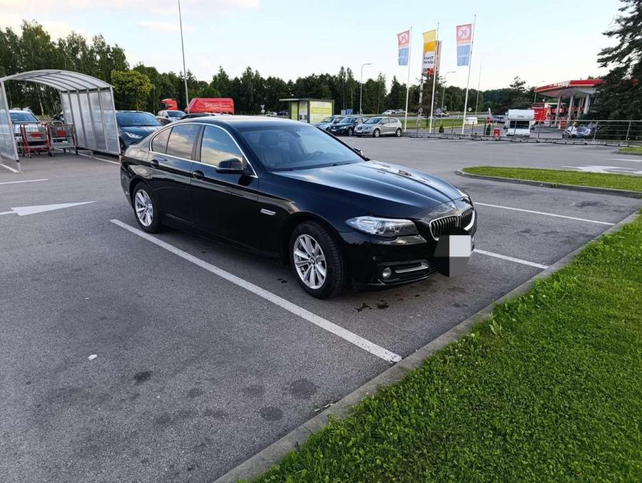 Melns BMW 520 2017 Kauņa, ar dzinēja tilpumu 2.00 L un nobraukumu 190 tūkst. km par 10800 €, foto 1 vietnē AUTOMOTO.COM.LV