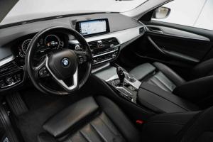 Melns BMW 520 2017 Peetri, ar dzinēja tilpumu 2.00 L un nobraukumu 91 tūkst. km par 28200 €, foto 8 vietnē AUTOMOTO.COM.LV