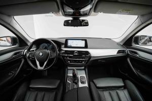 Melns BMW 520 2017 Peetri, ar dzinēja tilpumu 2.00 L un nobraukumu 91 tūkst. km par 28200 €, foto 11 vietnē AUTOMOTO.COM.LV