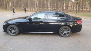 Black BMW 520 2017 in Kaunas, with an engine capacity of 2.00 L and mileage of 162 thousand km for 17500 €, photo 7 on AUTOMOTO.COM.LV