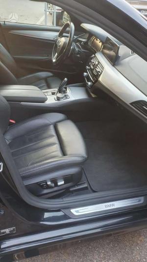 Black BMW 520 2017 in Kaunas, with an engine capacity of 2.00 L and mileage of 162 thousand km for 17500 €, photo 13 on AUTOMOTO.COM.LV