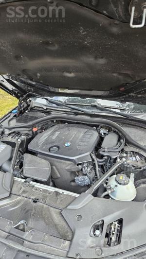 Black BMW 520 2017 in Riga, with an engine capacity of 2.00 L and mileage of 126 thousand km for 20500 €, photo 7 on AUTOMOTO.COM.LV