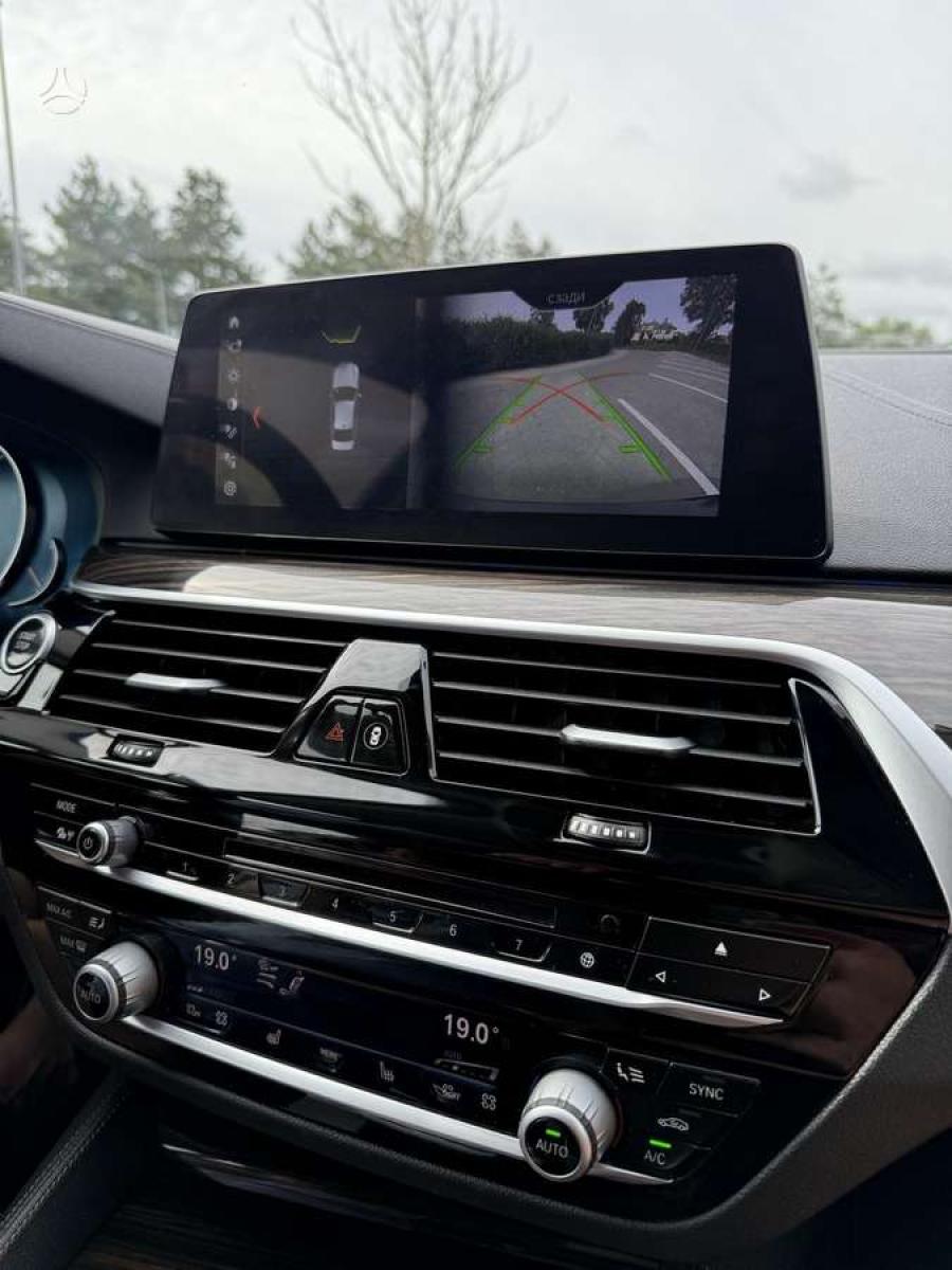 Melns BMW 520 2017 Telšiai, ar dzinēja tilpumu 2.00 L un nobraukumu 152 tūkst. km par 19500 €, foto 13 vietnē AUTOMOTO.COM.LV