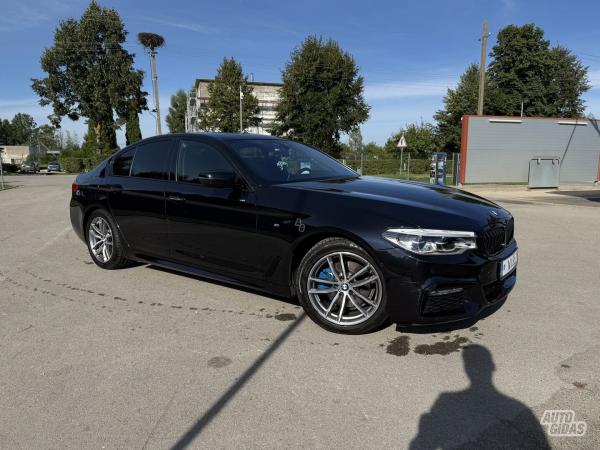 Black BMW 520 2017 in Klaipeda, with an engine capacity of 2.00 L and mileage of 327 thousand km for 17500 €, photo 11 on AUTOMOTO.COM.LV