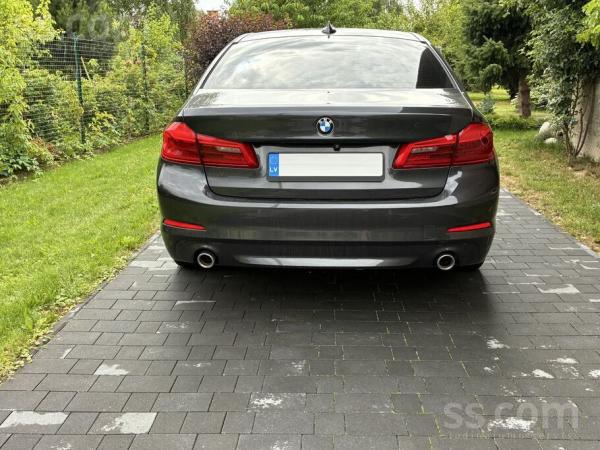 BMW 520 2017 Jūrmala vietnē Melns BMW 520 2017 Jūrmala, ar dzinēja tilpumu 2.00 L un nobraukumu 169 tūkst. km par 23500 €, foto 3 vietnē AUTOMOTO.COM.LV