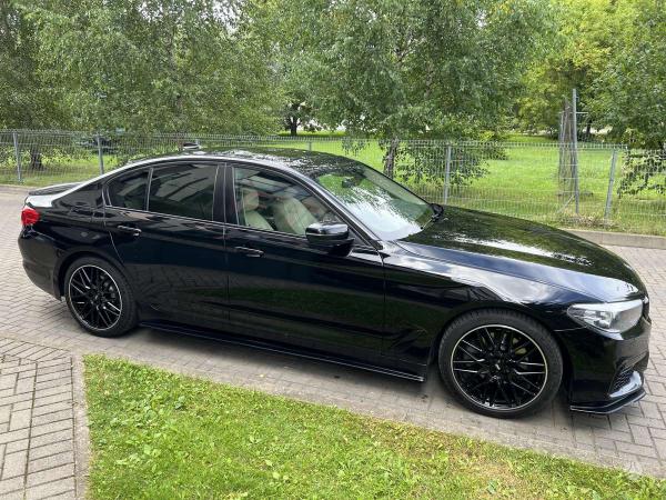БМВ 520 2017 в Каунас на AUTOMOTO.COM.LV Черный БМВ 520 2017 в Каунас, объемом двигателя 2.00 л и пробегом 320 тыс. км за 14500 €, фото 9 на AUTOMOTO.COM.LV
