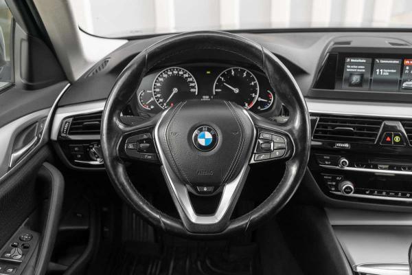 Melns BMW 520 2017 Viļņa, ar dzinēja tilpumu 2.00 L un nobraukumu 205 tūkst. km par 16450 €, foto 8 vietnē AUTOMOTO.COM.LV