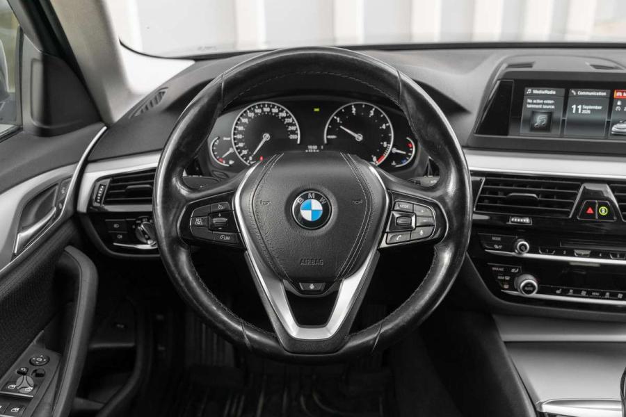 Melns BMW 520 2017 Viļņa, ar dzinēja tilpumu 2.00 L un nobraukumu 205 tūkst. km par 16450 €, foto 8 vietnē AUTOMOTO.COM.LV