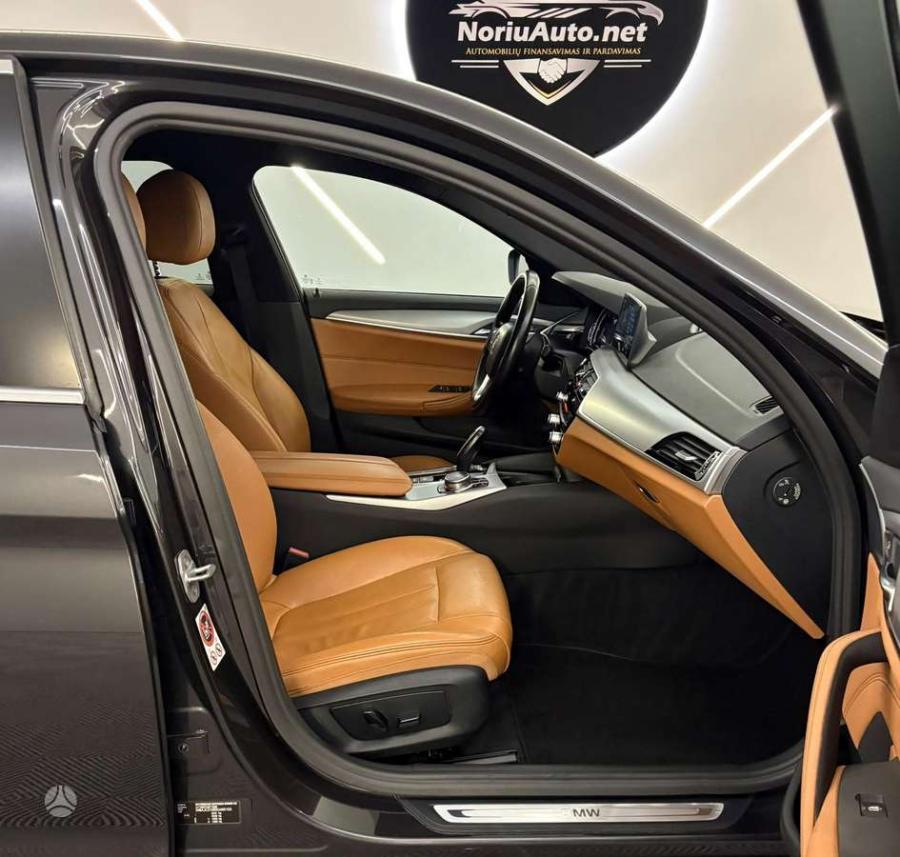 Melns BMW 520 2017 Marijampole, ar dzinēja tilpumu 2.00 L un nobraukumu 339 tūkst. km par 15999 €, foto 15 vietnē AUTOMOTO.COM.LV