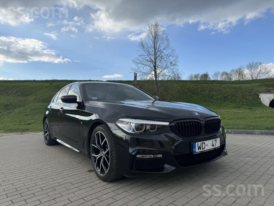 Melns BMW 520 2018 Daugavpils, ar dzinēja tilpumu 2.00 L un nobraukumu 229 tūkst. km par 21500 €, foto 1 vietnē AUTOMOTO.COM.LV