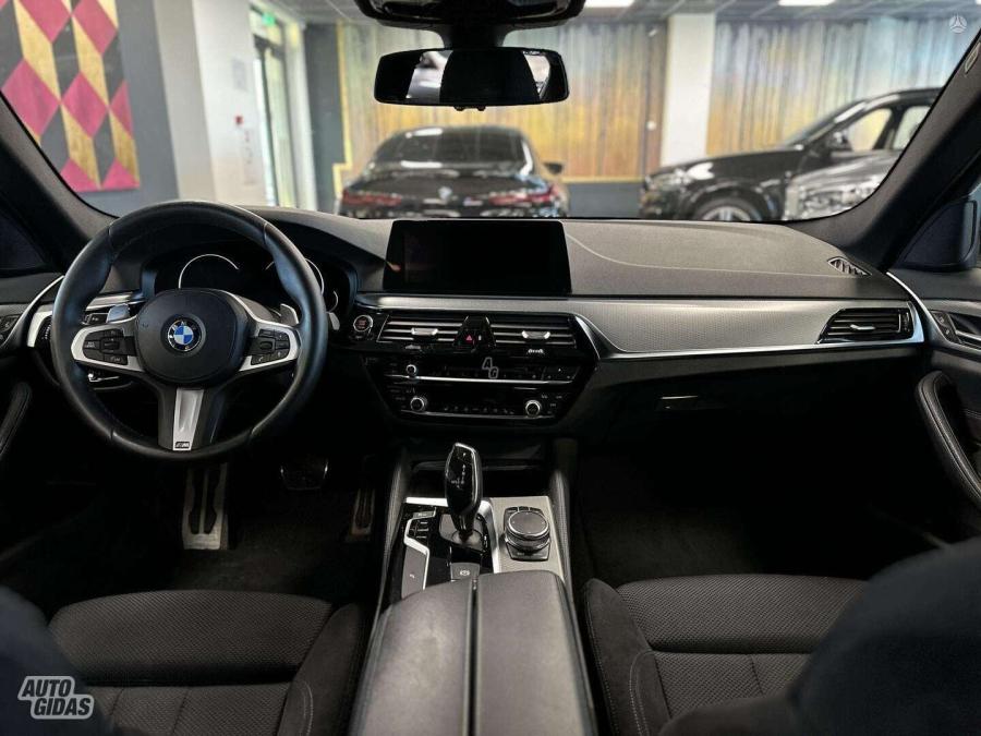 Melns BMW 520 2018 Klaipėda, ar dzinēja tilpumu 2.00 L un nobraukumu 268 tūkst. km par 23450 €, foto 21 vietnē AUTOMOTO.COM.LV