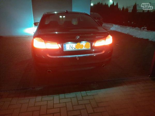 Black BMW 520 2018 in Kaunas, with an engine capacity of 2.00 L and mileage of 178 thousand km for 16000 €, photo 2 on AUTOMOTO.COM.LV
