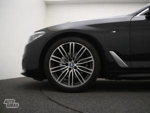 Black BMW 520 2018 in Vilnius, with an engine capacity of 2.00 L and mileage of 201 thousand km for 22499 €, photo 29 on AUTOMOTO.COM.LV