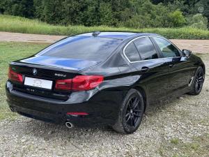 Melns BMW 520 2018 Kauņa, ar dzinēja tilpumu 2.00 L un nobraukumu 256 tūkst. km par 15950 €, foto 10 vietnē AUTOMOTO.COM.LV