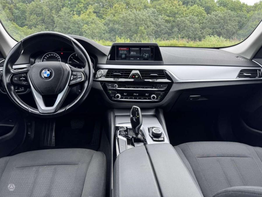 Melns BMW 520 2018 Kauņa, ar dzinēja tilpumu 2.00 L un nobraukumu 256 tūkst. km par 15950 €, foto 13 vietnē AUTOMOTO.COM.LV