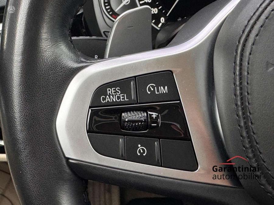 Melns BMW 520 2018 Viļņa, ar dzinēja tilpumu 2.00 L un nobraukumu 163 tūkst. km par 18000 €, foto 18 vietnē AUTOMOTO.COM.LV