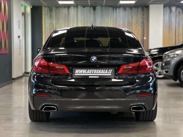 Melns BMW 520 2018 Klaipėda, ar dzinēja tilpumu 2.00 L un nobraukumu 268 tūkst. km par 21950 €, foto 2 vietnē AUTOMOTO.COM.LV