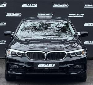 Black BMW 520 2019 in Vilnius, with an engine capacity of 2.00 L and mileage of 150 thousand km for 18999 €, photo 3 on AUTOMOTO.COM.LV