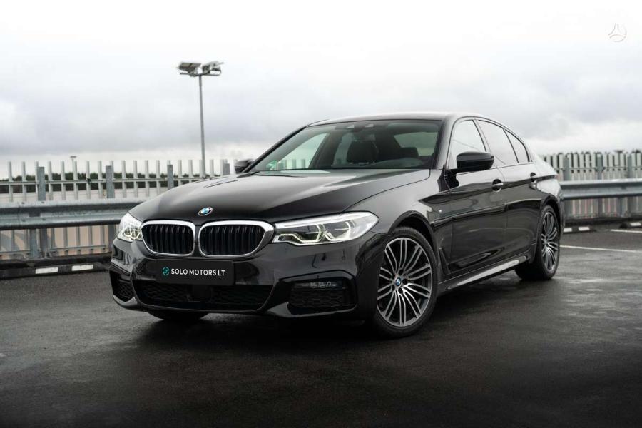 Black BMW 520 2019 in Vilnius, with an engine capacity of 2.00 L and mileage of 156 thousand km for 23900 €, photo 1 on AUTOMOTO.COM.LV