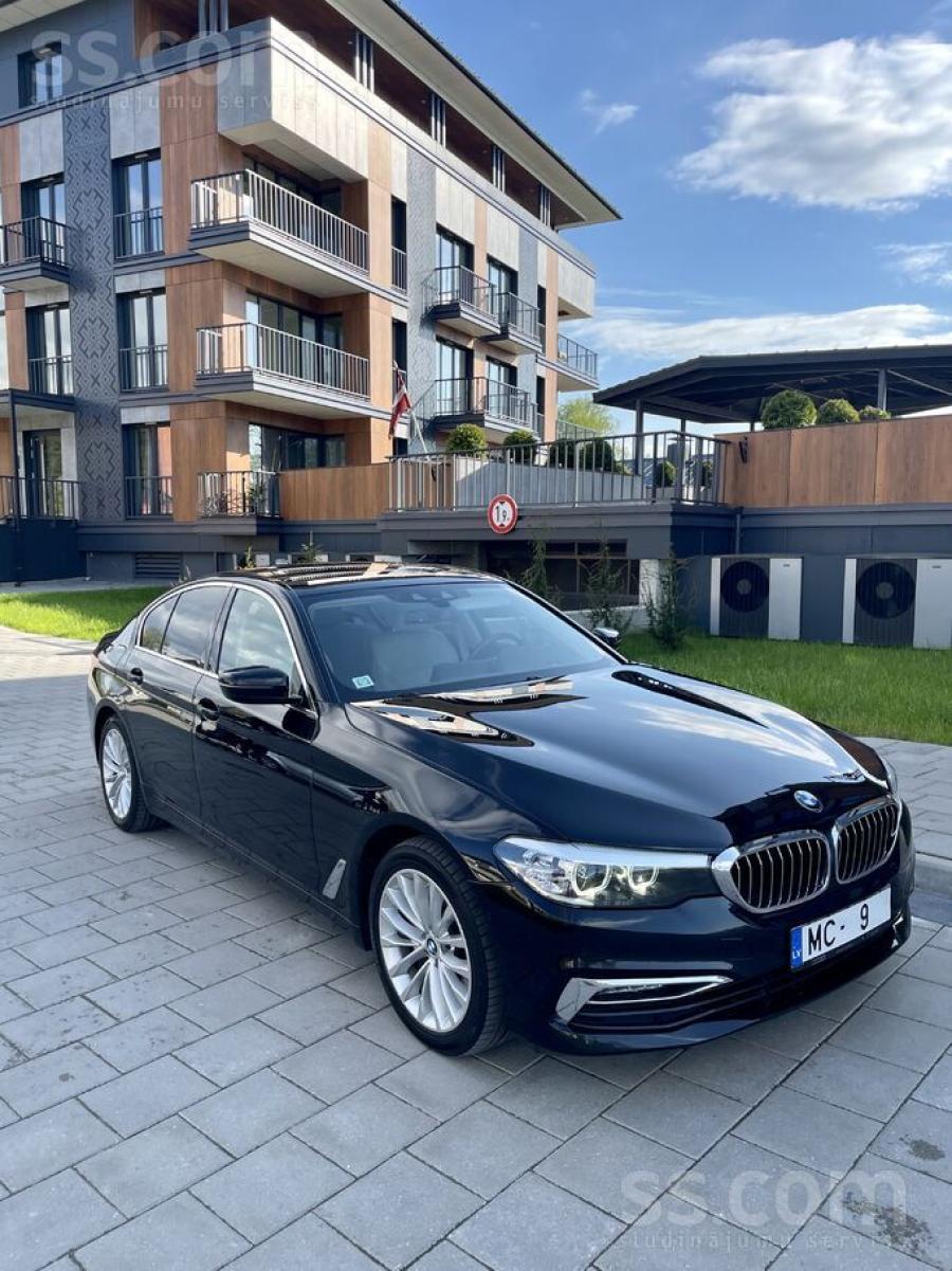Black BMW 520 2019 in Riga, with an engine capacity of 2.00 L and mileage of 187 thousand km for 28450 €, photo 3 on AUTOMOTO.COM.LV