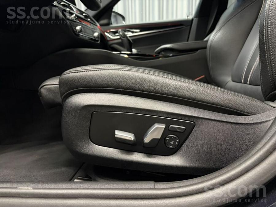 Melns BMW 520 2019 Rīga, ar dzinēja tilpumu 2.00 L un nobraukumu 168 tūkst. km par 25490 €, foto 13 vietnē AUTOMOTO.COM.LV