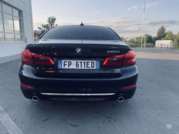 Black BMW 520 2019 in Vilnius, with an engine capacity of 2.00 L and mileage of 173 thousand km for 15950 €, photo 5 on AUTOMOTO.COM.LV