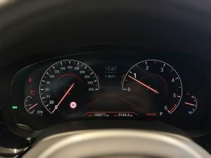 Melns BMW 520 2019 Rīga, ar dzinēja tilpumu 2.00 L un nobraukumu 168 tūkst. km par 25490 €, foto 22 vietnē AUTOMOTO.COM.LV