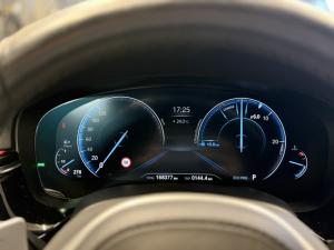 Melns BMW 520 2019 Rīga, ar dzinēja tilpumu 2.00 L un nobraukumu 168 tūkst. km par 25490 €, foto 23 vietnē AUTOMOTO.COM.LV