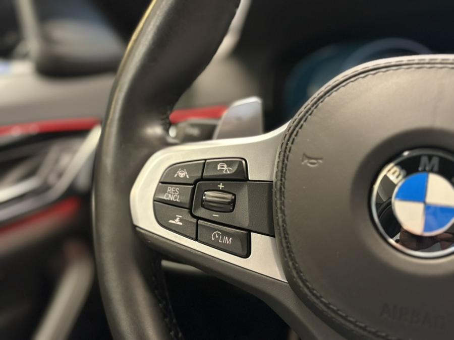Melns BMW 520 2019 Rīga, ar dzinēja tilpumu 2.00 L un nobraukumu 168 tūkst. km par 25490 €, foto 27 vietnē AUTOMOTO.COM.LV