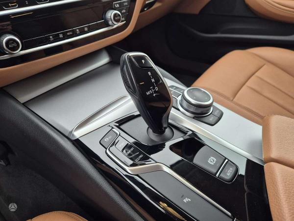 Черный БМВ 520 2019 в Каунас, объемом двигателя 2.00 л и пробегом 150 тыс. км за 16450 €, фото 11 на AUTOMOTO.COM.LV
