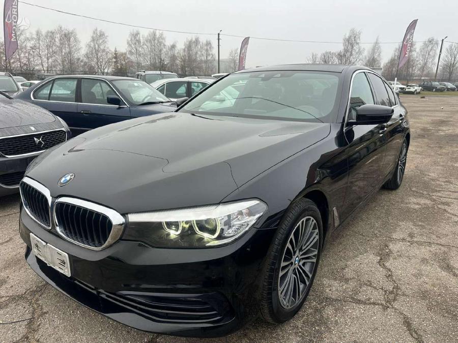 Black BMW 520 2020 in Panevezys, with an engine capacity of 2.00 L and mileage of 377 thousand km for 17545 €, photo 2 on AUTOMOTO.COM.LV