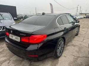 Black BMW 520 2020 in Panevezys, with an engine capacity of 2.00 L and mileage of 377 thousand km for 17545 €, photo 3 on AUTOMOTO.COM.LV