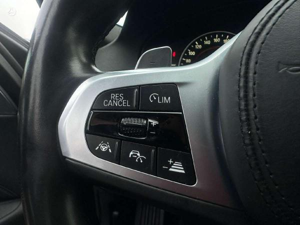 Black BMW 520 2020 in Panevezys, with an engine capacity of 2.00 L and mileage of 377 thousand km for 17545 €, photo 11 on AUTOMOTO.COM.LV