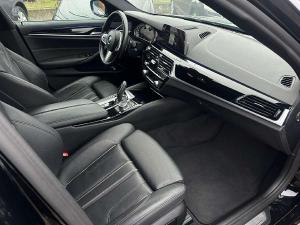 Black BMW 520 2020 in Panevezys, with an engine capacity of 2.00 L and mileage of 377 thousand km for 17545 €, photo 15 on AUTOMOTO.COM.LV