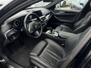 Black BMW 520 2020 in Panevezys, with an engine capacity of 2.00 L and mileage of 377 thousand km for 17545 €, photo 16 on AUTOMOTO.COM.LV