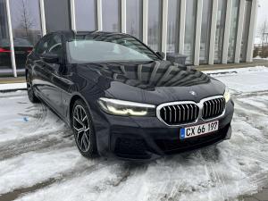 Black BMW 520 2020 in Vilnius, with an engine capacity of 2.00 L and mileage of 194 thousand km for 27500 €, photo  on AUTOMOTO.COM.LV