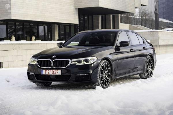 Black BMW 520 2020 in Vilnius, with an engine capacity of 2.00 L and mileage of 251 thousand km for 22800 €, photo 4 on AUTOMOTO.COM.LV