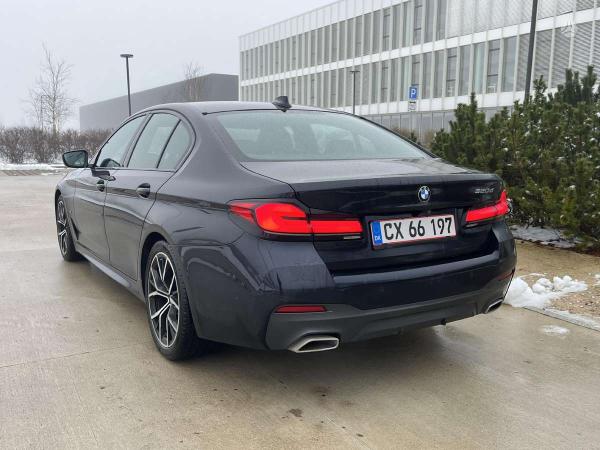 Melns BMW 520 2020 Viļņa, ar dzinēja tilpumu 2.00 L un nobraukumu 194 tūkst. km par 26500 €, foto 2 vietnē AUTOMOTO.COM.LV