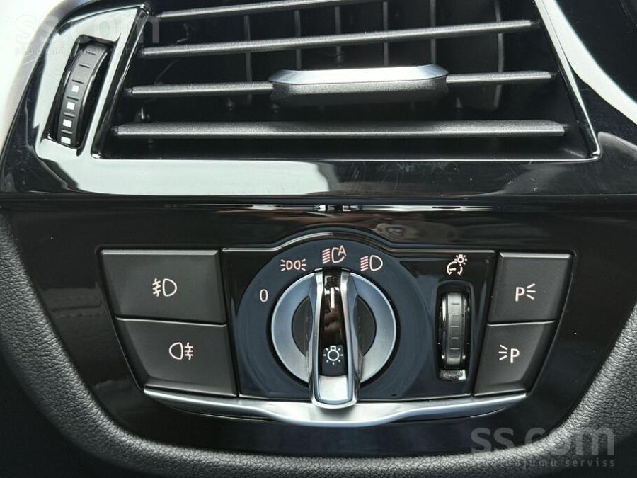 Melns BMW 520 2020 Rīga, ar dzinēja tilpumu 2.00 L un nobraukumu 168 tūkst. km par 24999 €, foto 28 vietnē AUTOMOTO.COM.LV