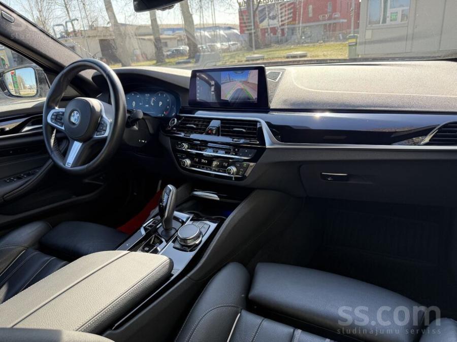 Melns BMW 520 2020 Rīga, ar dzinēja tilpumu 2.00 L un nobraukumu 168 tūkst. km par 24999 €, foto 34 vietnē AUTOMOTO.COM.LV