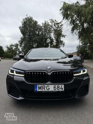 Black BMW 520 2020 in Vilnius, with an engine capacity of 2.00 L and mileage of 155 thousand km for 31000 €, photo 5 on AUTOMOTO.COM.LV