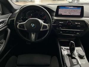 Melns BMW 520 2020 Kauņa, ar dzinēja tilpumu 2.00 L un nobraukumu 153 tūkst. km par 24900 €, foto 13 vietnē AUTOMOTO.COM.LV