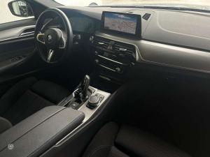 Melns BMW 520 2020 Kauņa, ar dzinēja tilpumu 2.00 L un nobraukumu 153 tūkst. km par 24900 €, foto 15 vietnē AUTOMOTO.COM.LV
