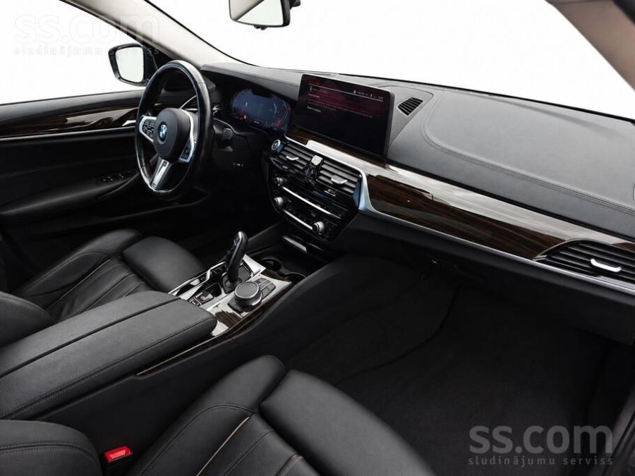 Melns BMW 520 2020 Rīga, ar dzinēja tilpumu 2.00 L un nobraukumu 98 tūkst. km par 29900 €, foto 10 vietnē AUTOMOTO.COM.LV
